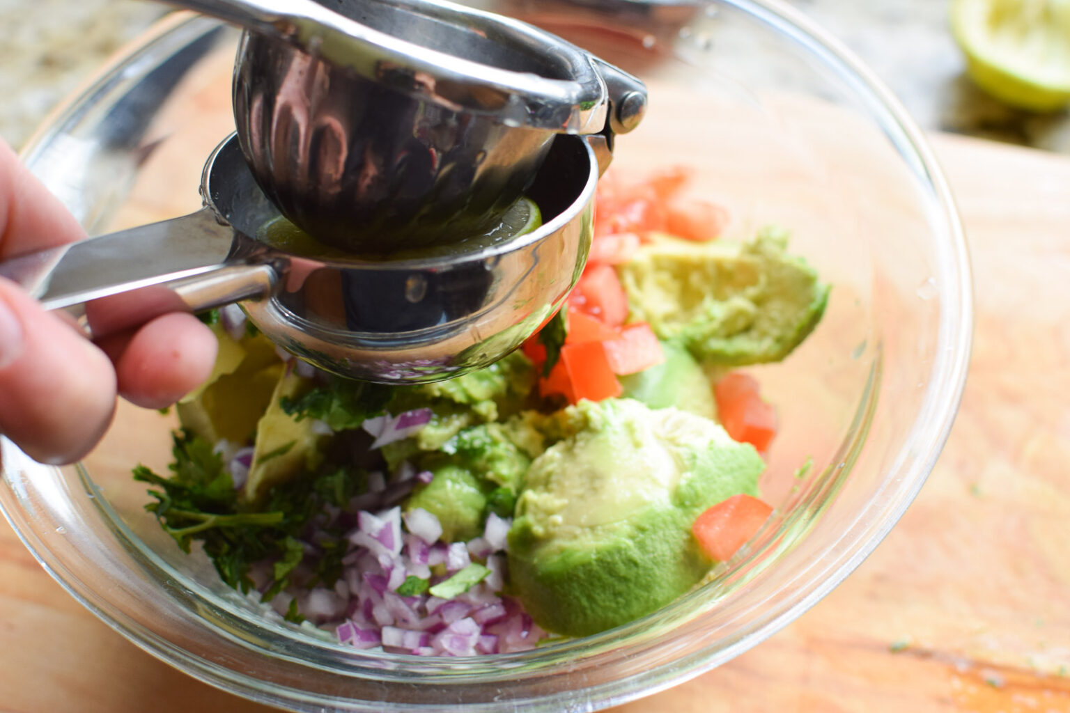 Homemade Guacamole – The Newlywed Chefs